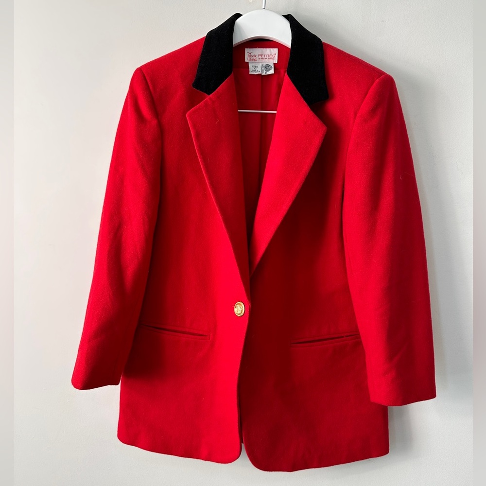 Vintage Red Stylish Blazer W Black Contrast Velvet To… - Gem